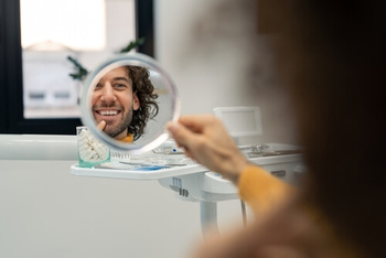 Craze Lines Vs Cracked Tooth | Total Care Dental Studio
